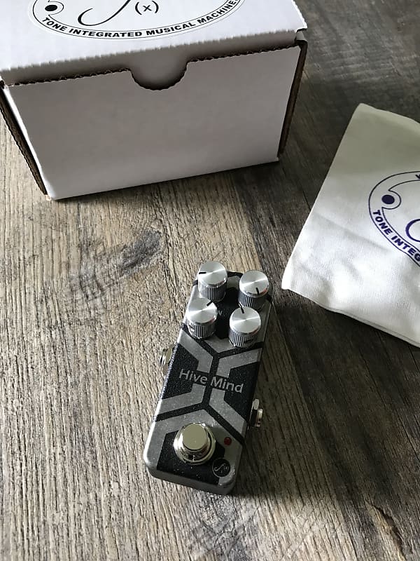 Function f(x) Hive Mind Buzzaround Fuzz Mint w/ Box | Reverb