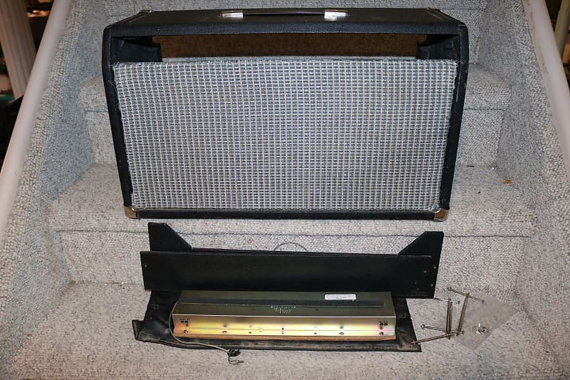 Vintage Fender Super Reverb Cabinet with Reverb Tank - | Reverb Canada
