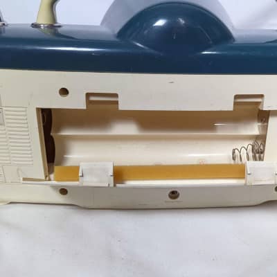 Cicena Classic Overdrive 261 Portable AM/FM Radio Cassette | Reverb