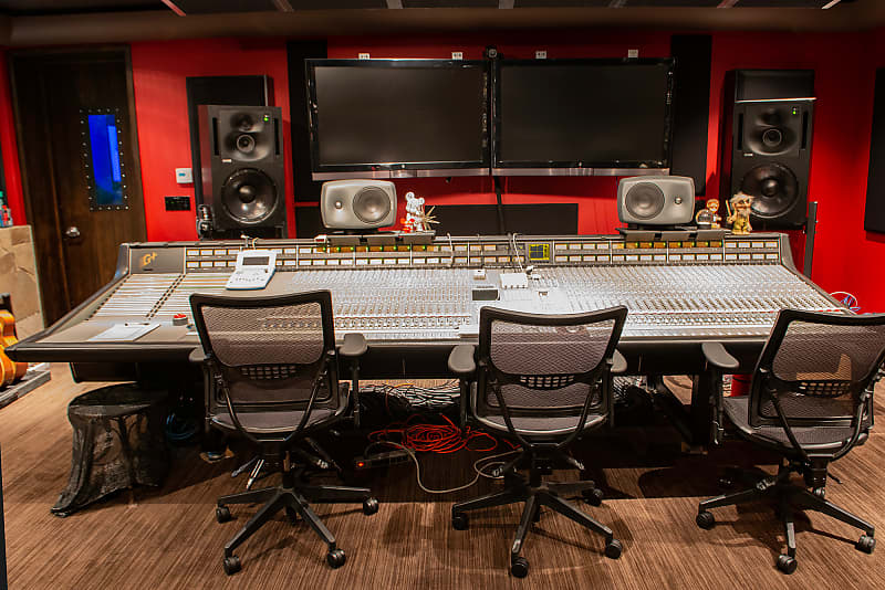 Tommy Lee's Solid State Logic SL4056G+ 56 channels | Reverb