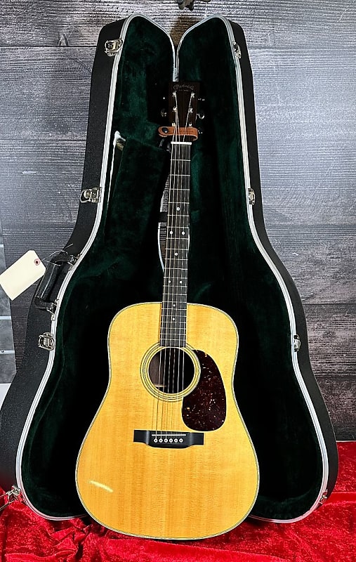Martin D-28 Acoustic Guitar (Torrance,CA) | Reverb