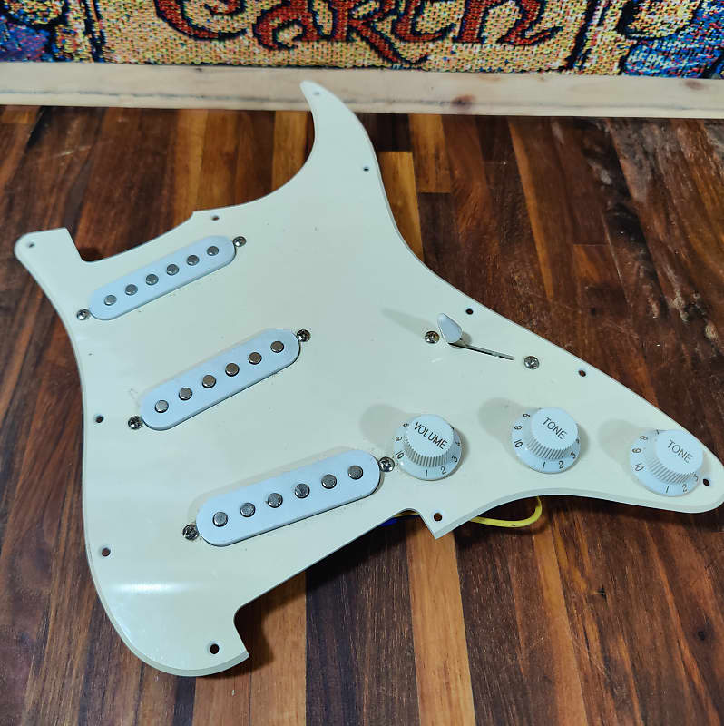 Loaded Squire Strat SSS Pickguard - White | Reverb