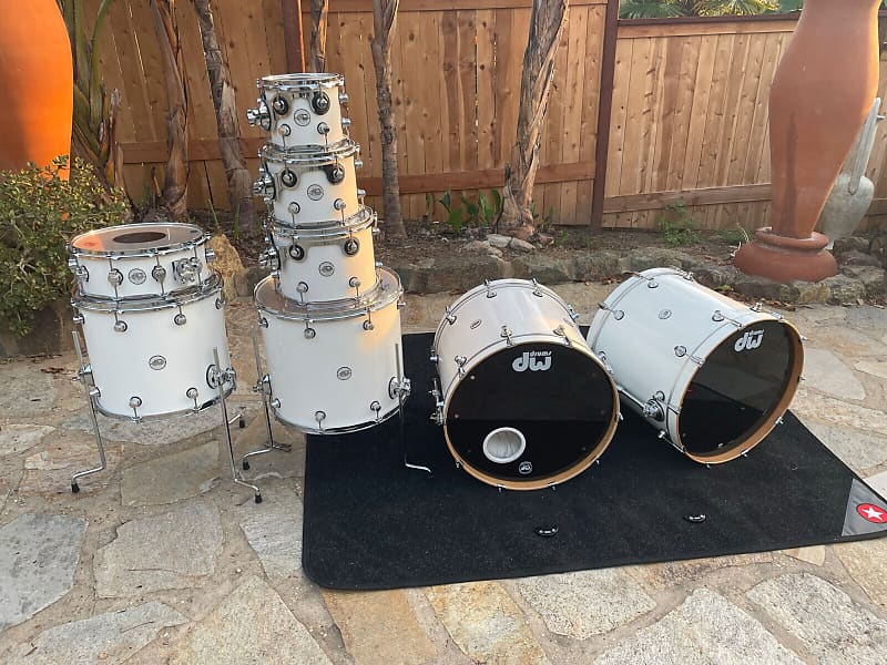 DW Design Series Drums 8pc Double Bass Drum Kit Maple Gloos | Reverb