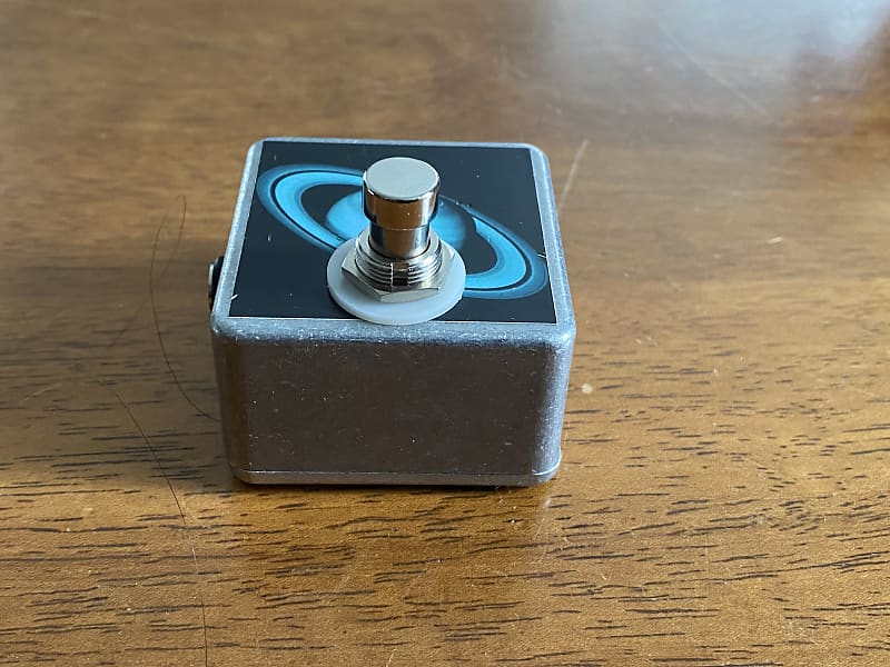Saturnworks Single Latching footswitch. | Reverb
