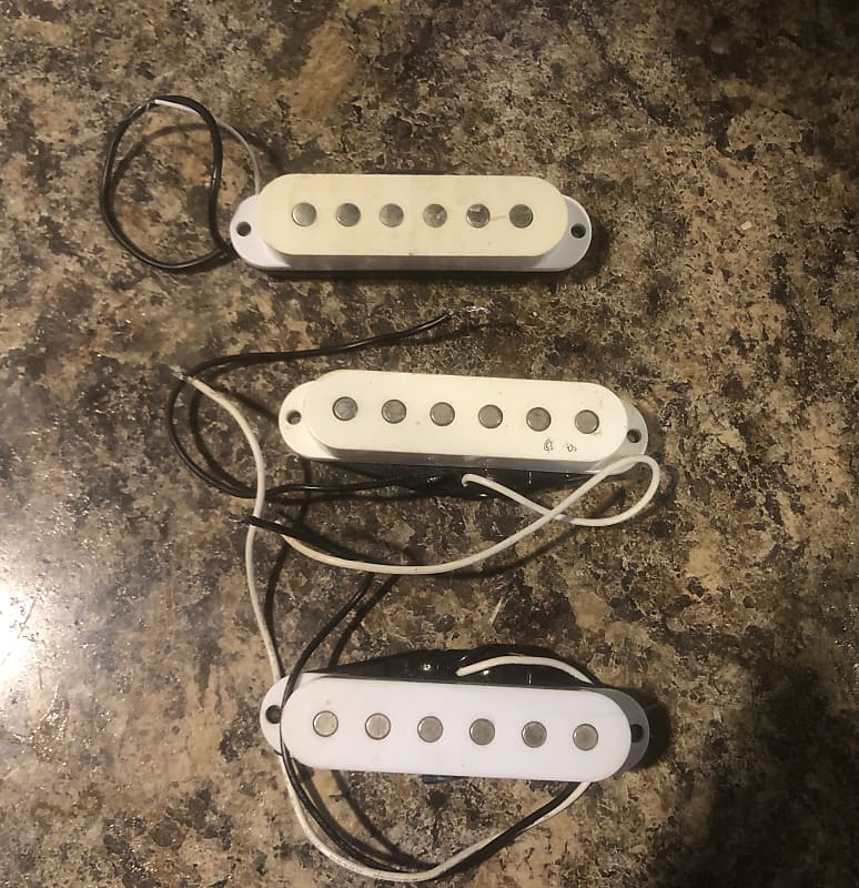 Fender Stratocaster pickup set - White | Reverb