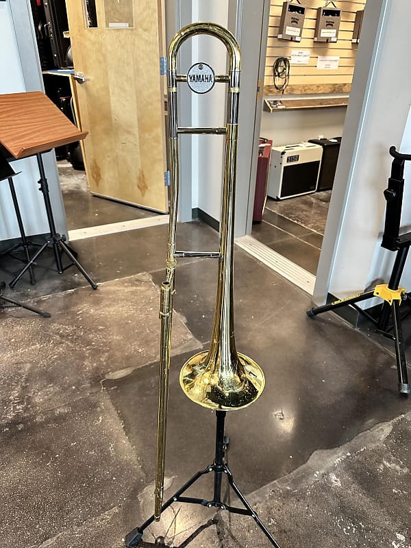 Yamaha Trombone with Case | Reverb
