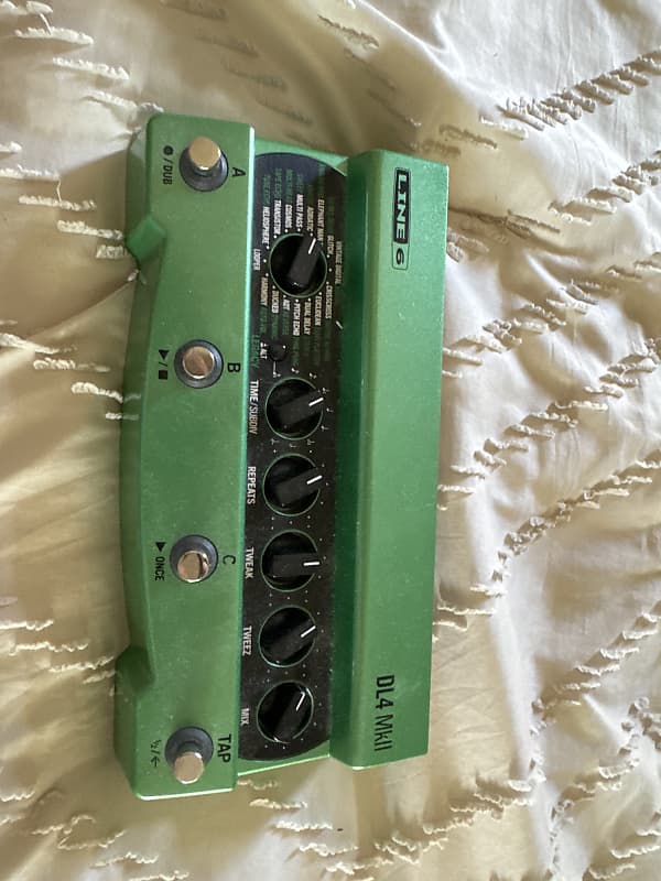 Line 6 DL4 MkII 2022 - Present - Green / Black | Reverb