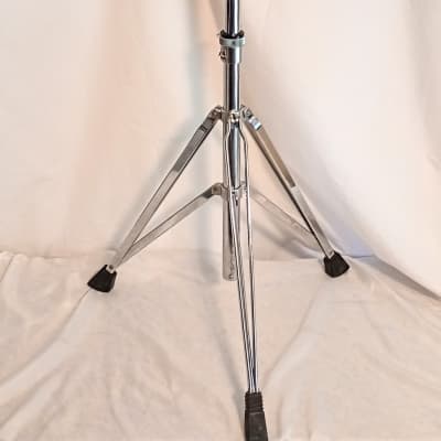 Yamaha PERCUSSION PLATFORM DRUM STAND - CHROME | Reverb