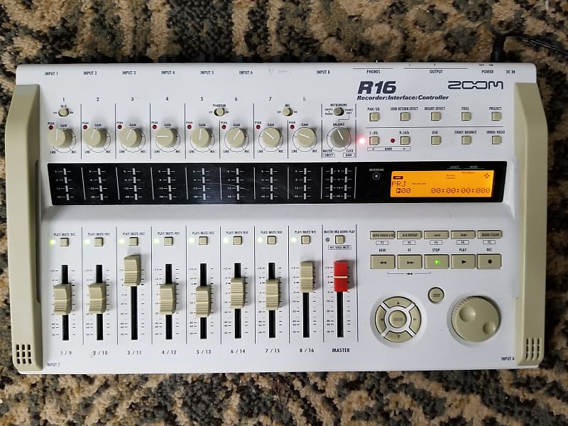 Zoom R16 Multitrack Recorder and Interface | Reverb