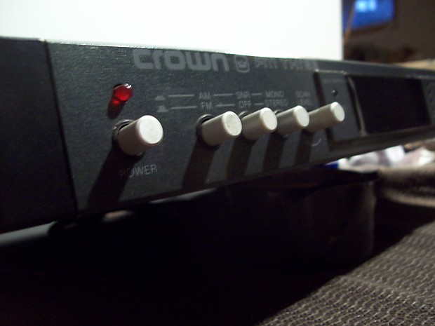 Crown FM3 Stereo AM/FM Tuner | Reverb