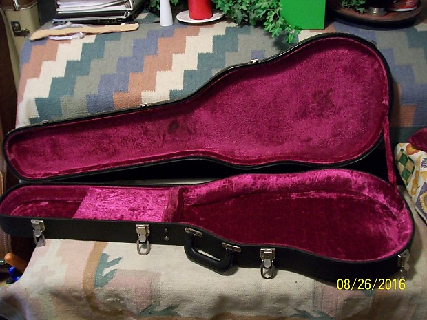 Gibson Les Paul Case 1970 Excellent condition black / pink | Reverb