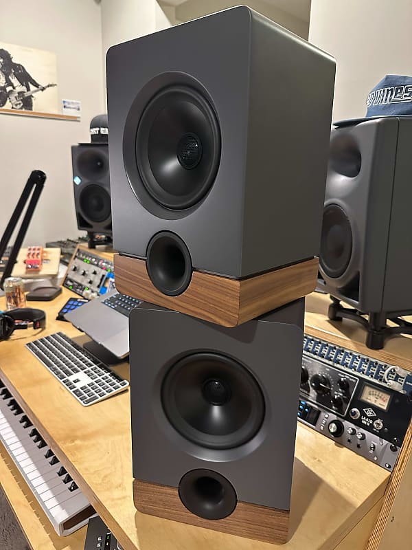 Output Frontier Coaxial 6.5" Powered Studio Monitors | Reverb