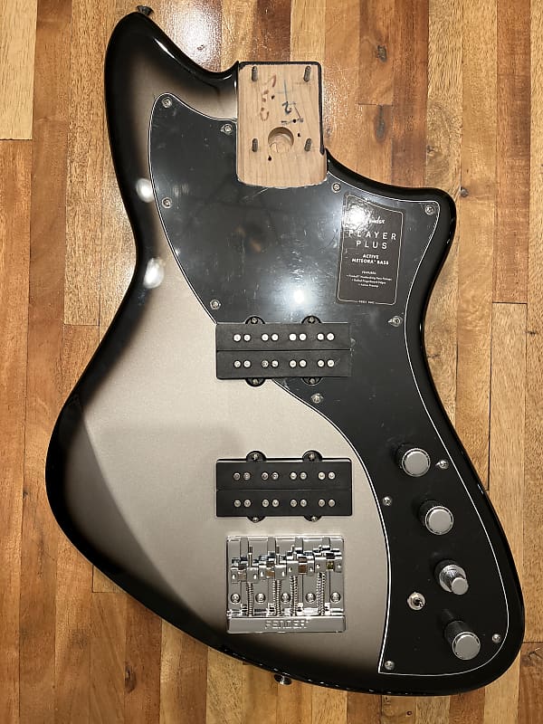 Fender Meteora Bass 2021 Silverburst | Reverb