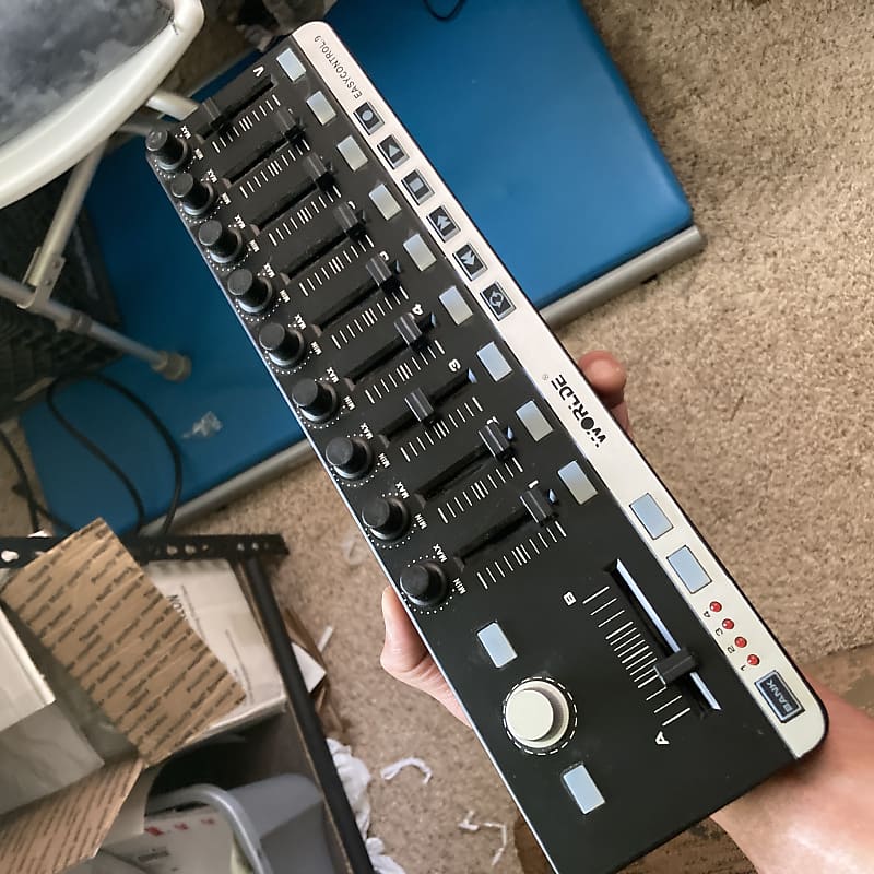 Worlde Easy control 9 2020 - Black plastic | Reverb