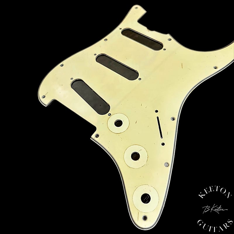 Aged Mint Green 62’-Style Pickguard With Truss Rod Access | Reverb UK