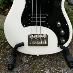 Hagstrom HB4 / HB-4 Short Scale Bass | Reverb