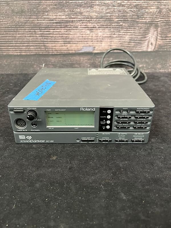 Roland SC-88 Synthesizer (Margate, FL) | Reverb