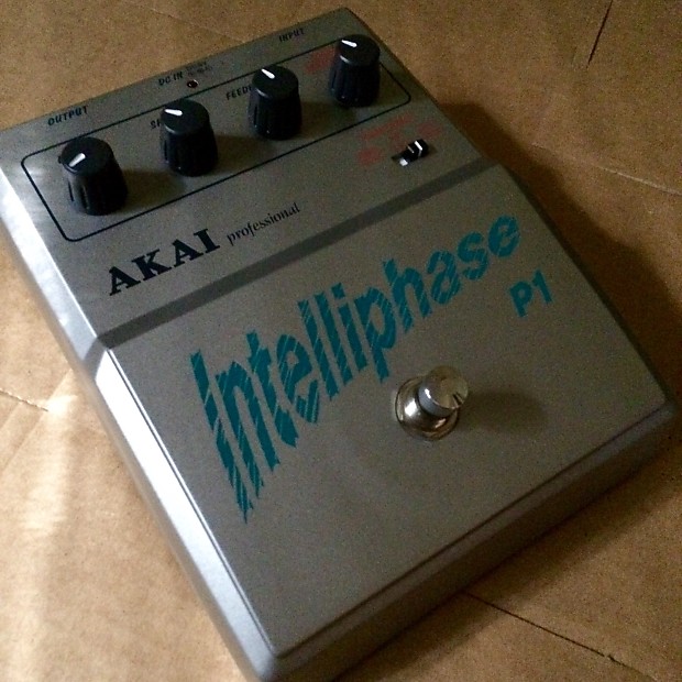 Akai Intelliphase P-1 Touch Phase - Touch Sensitive Phase FX | Reverb