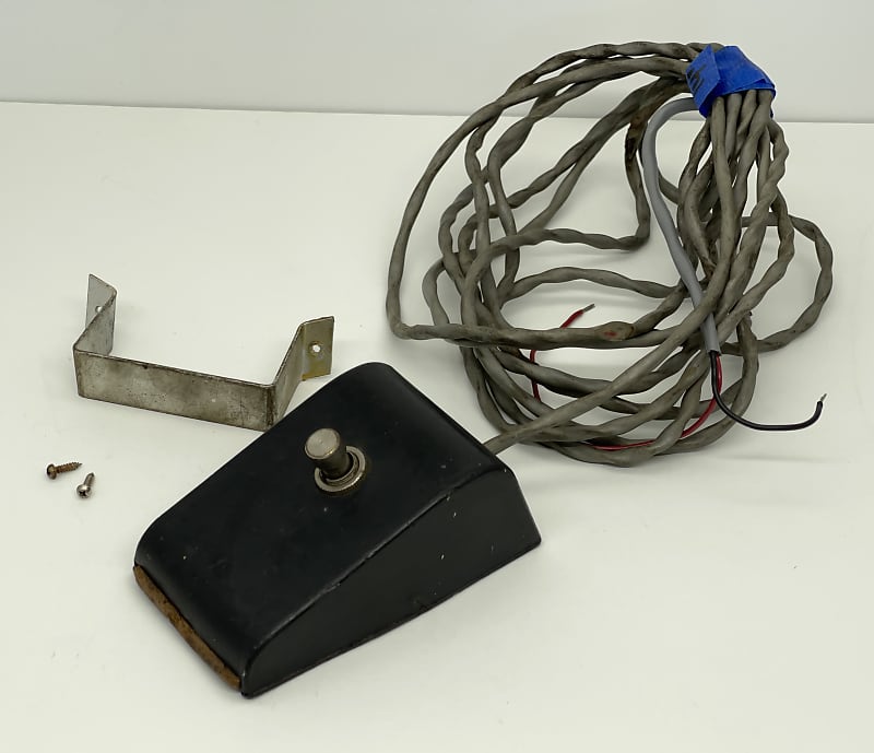 Vintage Gibson Single Button Amplifier Footswitch Pedal Cable | Reverb