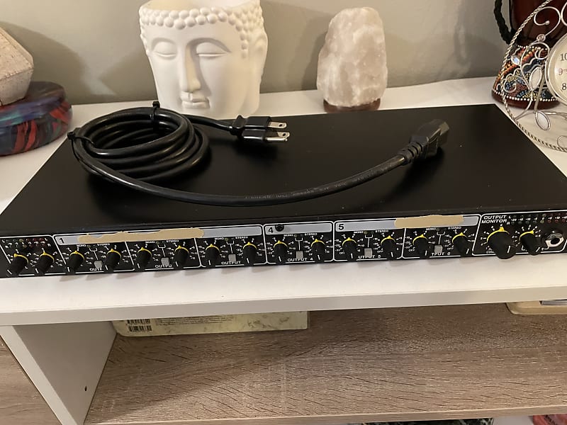 Drawmer DA-6 DA6 Balanced Distribution Amplifier | Reverb