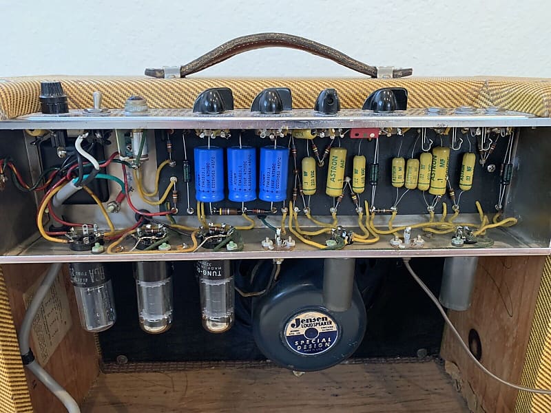 Vintage 1960 Fender Tweed Vibrolux 5F11 Amp | Reverb