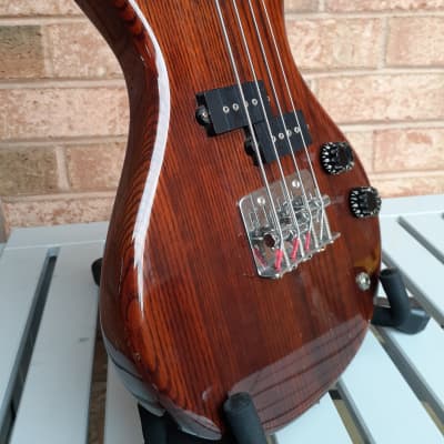 Vantage "Quest" Mini Bass • 25" Scale | Reverb