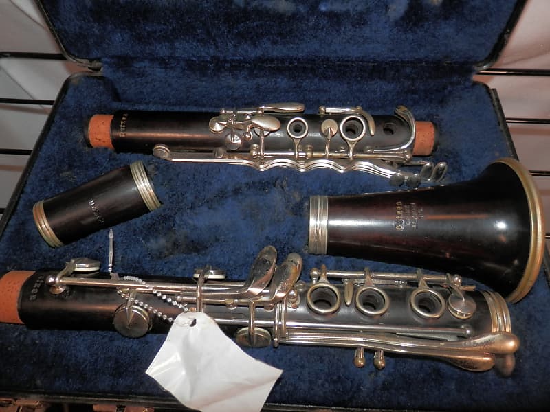 Getzen Student Bb Clarinet with case used Recently Serviced | Reverb