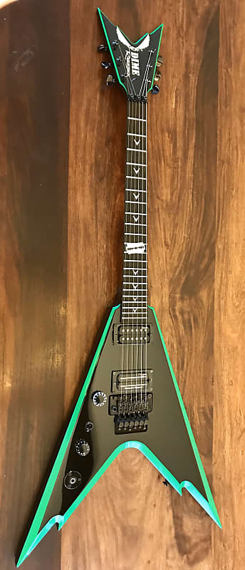 Dean Razorback V USA custom shop | Reverb