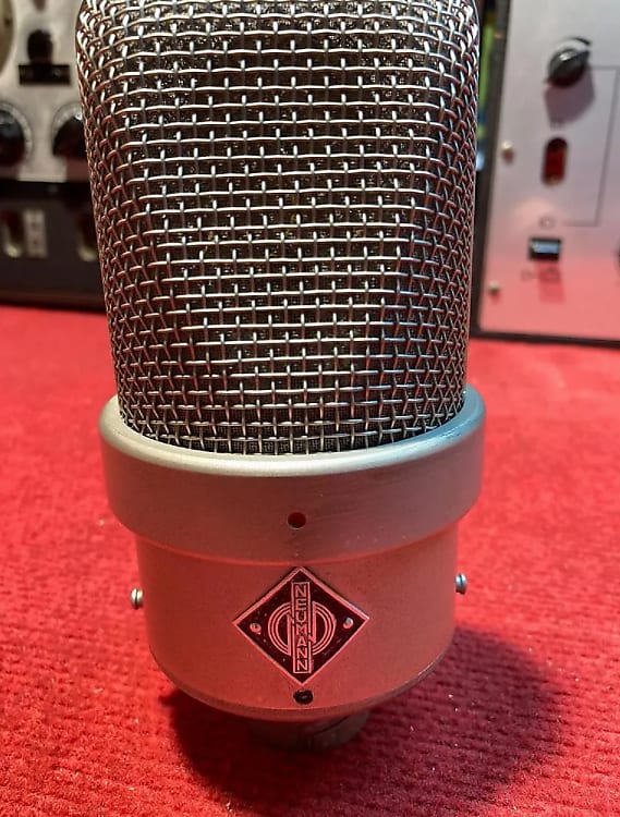 Neumann M49b | Reverb