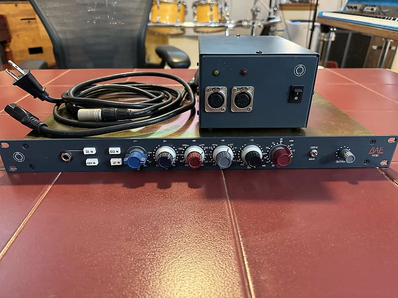 BAE 1032 with PSU (Pair) 2010s - Blue | Reverb Australia