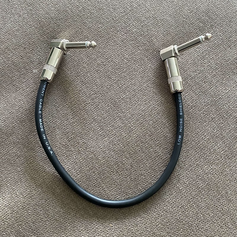 Guitar 1/4" Patch Cable, Angled, 1 ft Black | Reverb