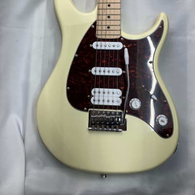 White Peavey Raptor Plus EXP Electric Guitar | Reverb