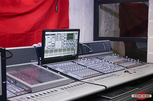 Two fully working Avid D-show systems for the price of one + | Reverb