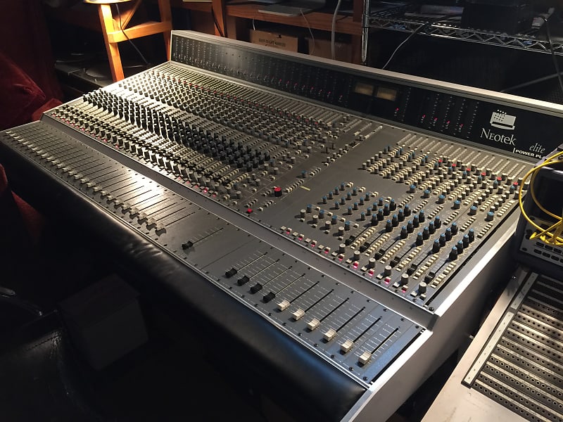 Neotek Elite 1987 Gray/Blue/Black | Reverb