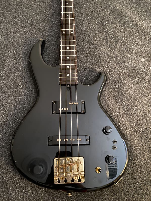 Aria Pro II RSB Deluxe 4-String Bass in Black Gloss | Reverb