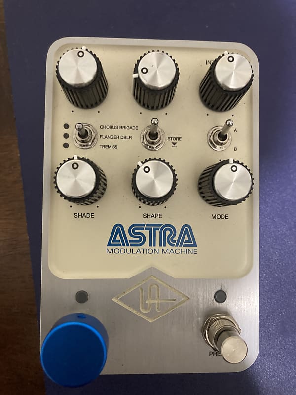 Universal Audio Astra Modulation Machine 2021 - Present - | Reverb