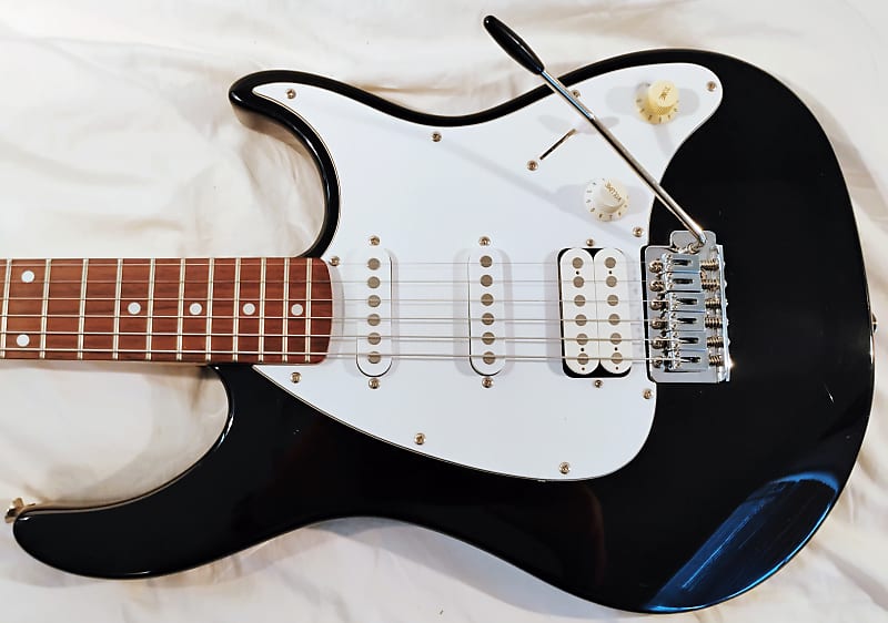 Peavey Raptor Plus EXP Electric Guitar with Rosewood | Reverb