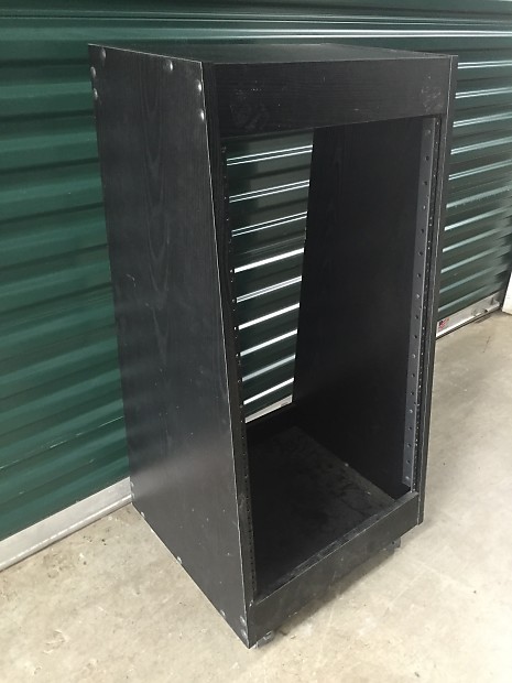 Raxxess 18 Space Rack with Wheels - Black | Reverb