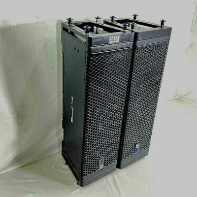 Meyer Sound M1D Ultra-Compact Curvilinear Array Loudspeaker | Reverb