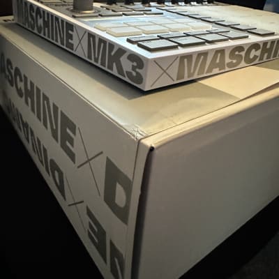 Native instruments Maschine Mk3 Limited Edition - Dinamo | Reverb