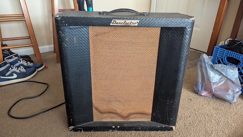 Danelectro Challenger Series D Model 89 Tube Guitar Amp 15" | Reverb