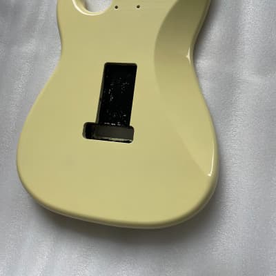 Cream Glossy Finish Alder Wood Stratocaster Strat | Reverb Deutschland