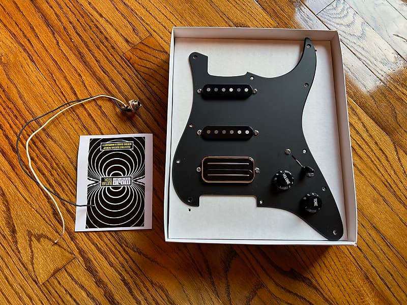 Lerxst Limelight HSS Prewired Strat Pickguard (Standard) 2024 | Reverb