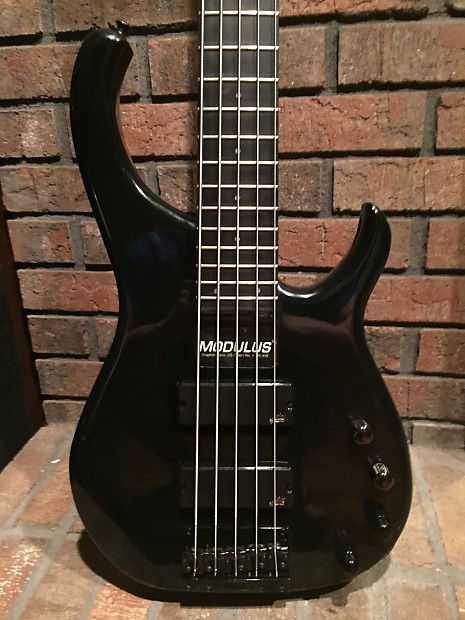 Modulus Quantum Bass 1990 Black | Reverb