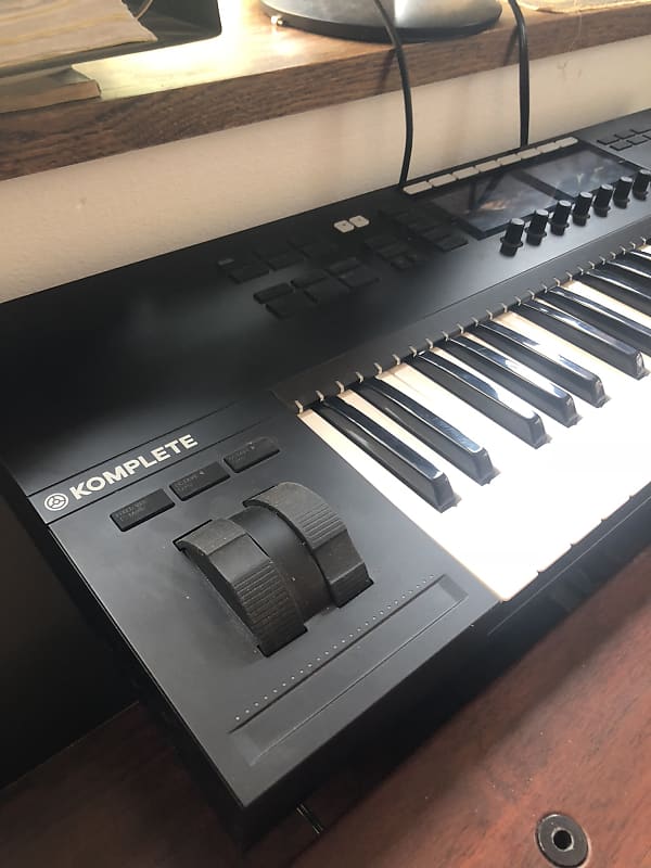 Native Instruments S49 Mk II (Mk2) | Reverb