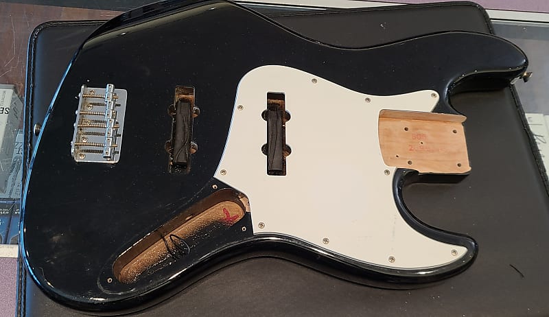 Squier Affinity Jazz Bass Body Project | Reverb