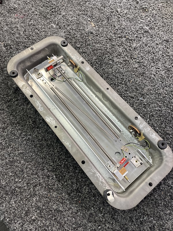 Roland RE-201 Folded Line Reverb Tank 198* metal | Reverb