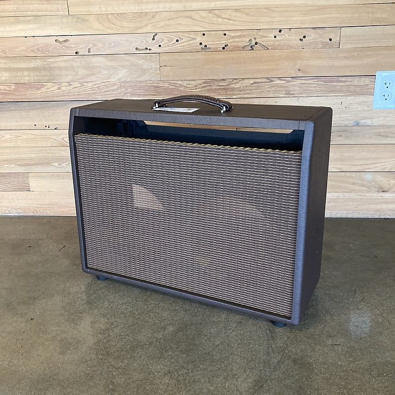 Mojotone Brownface 2x10" Vibroverb 6G16 Combo Cabinet w/ | Reverb