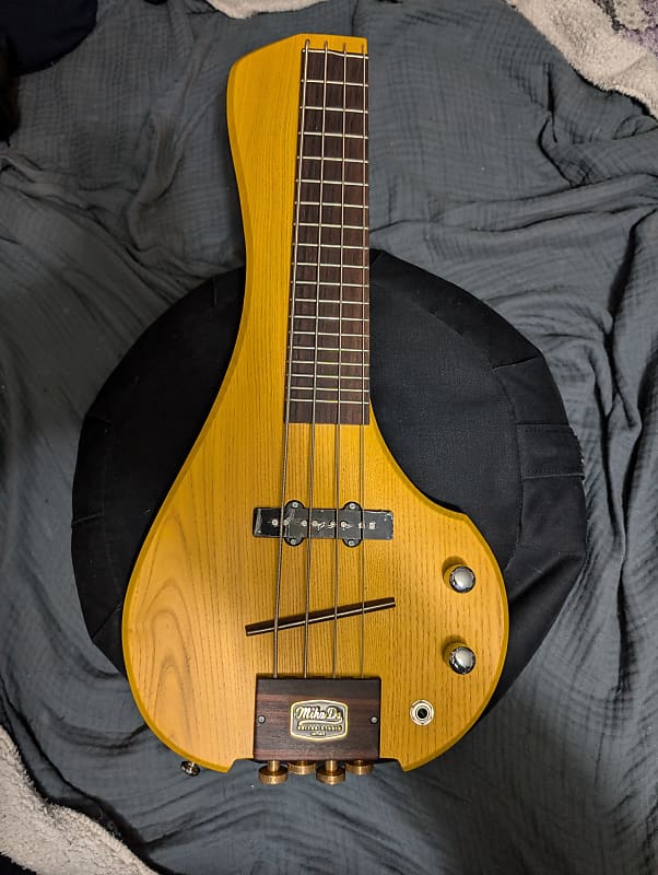MihaDo Guitar Studio FingyBass 16" strings Travel Bass Guitar | Reverb