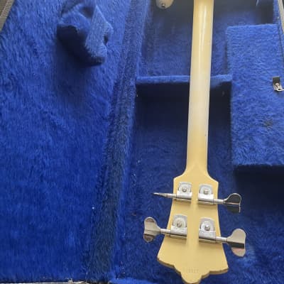 Guild B301 Bass 70’s White | Reverb